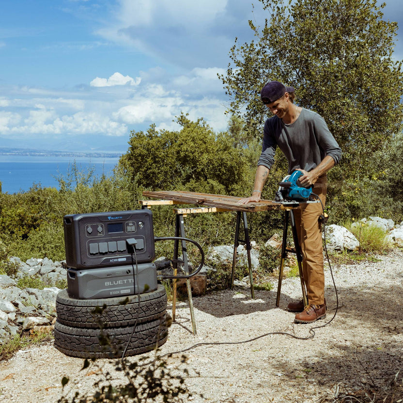 Power On the Go | Portable Power Stations & Fast Car Charging