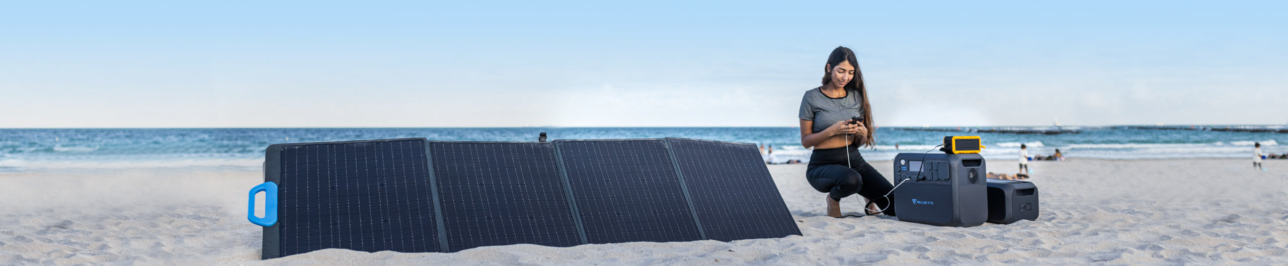 Portable Solar Panels | BLUETTI